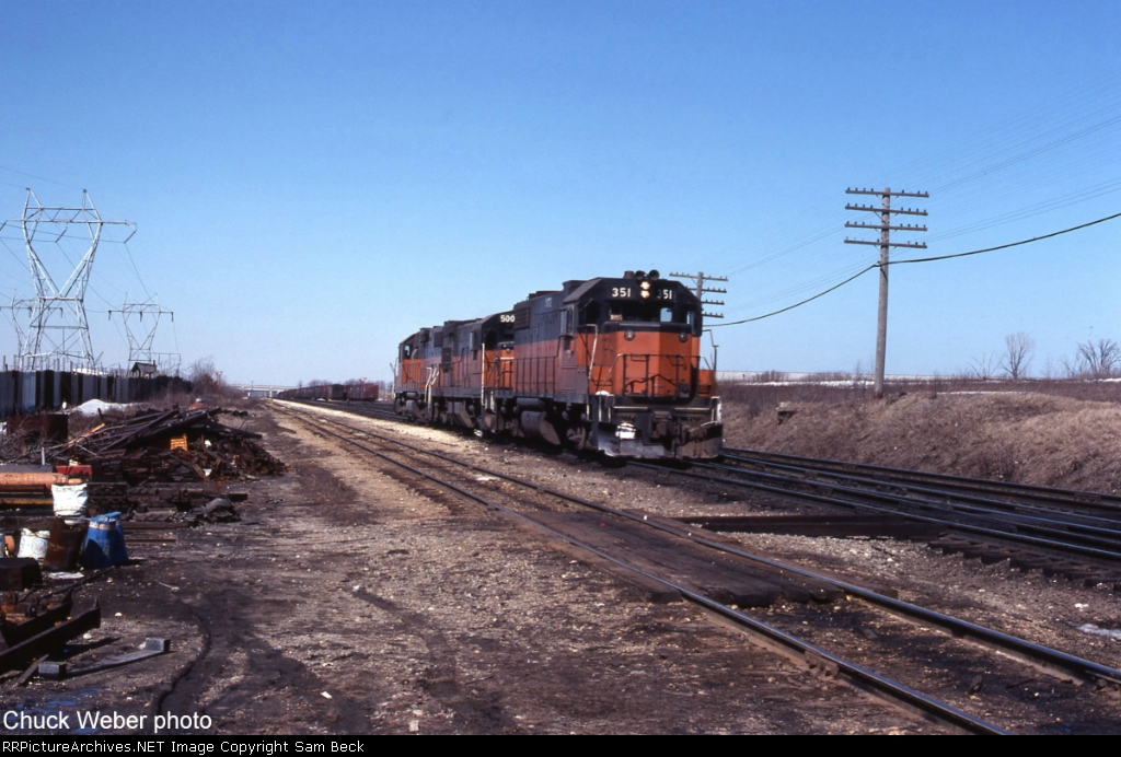 MILW 351 and 2 Other Units Past Lake Tower
